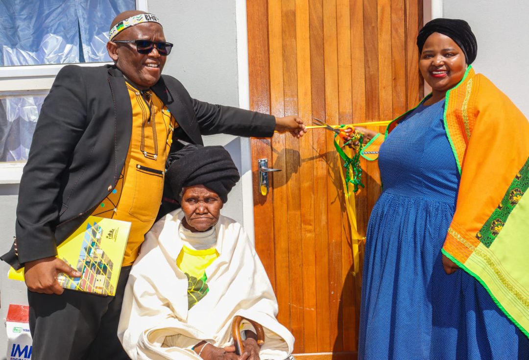 MEC Lusithi with Cllr Zangqa Mayor for AB Xuma LM handed over a fully ...